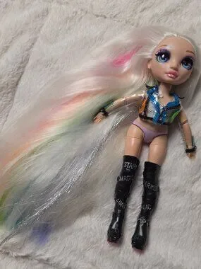 Rainbow High | Toys | 220 Rainbow High Amaya Raine Hair Studio Fashion ...
